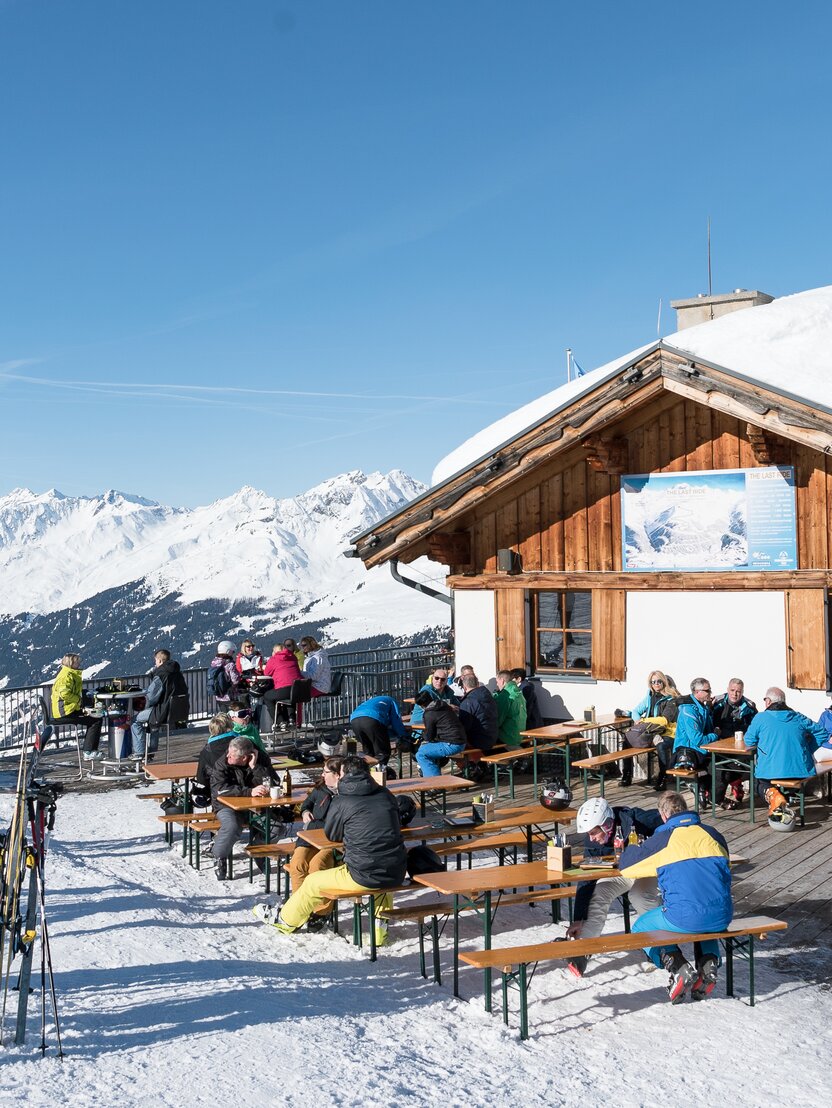 Skiing and snowboarding at See ski resort | Winter in Tyrol