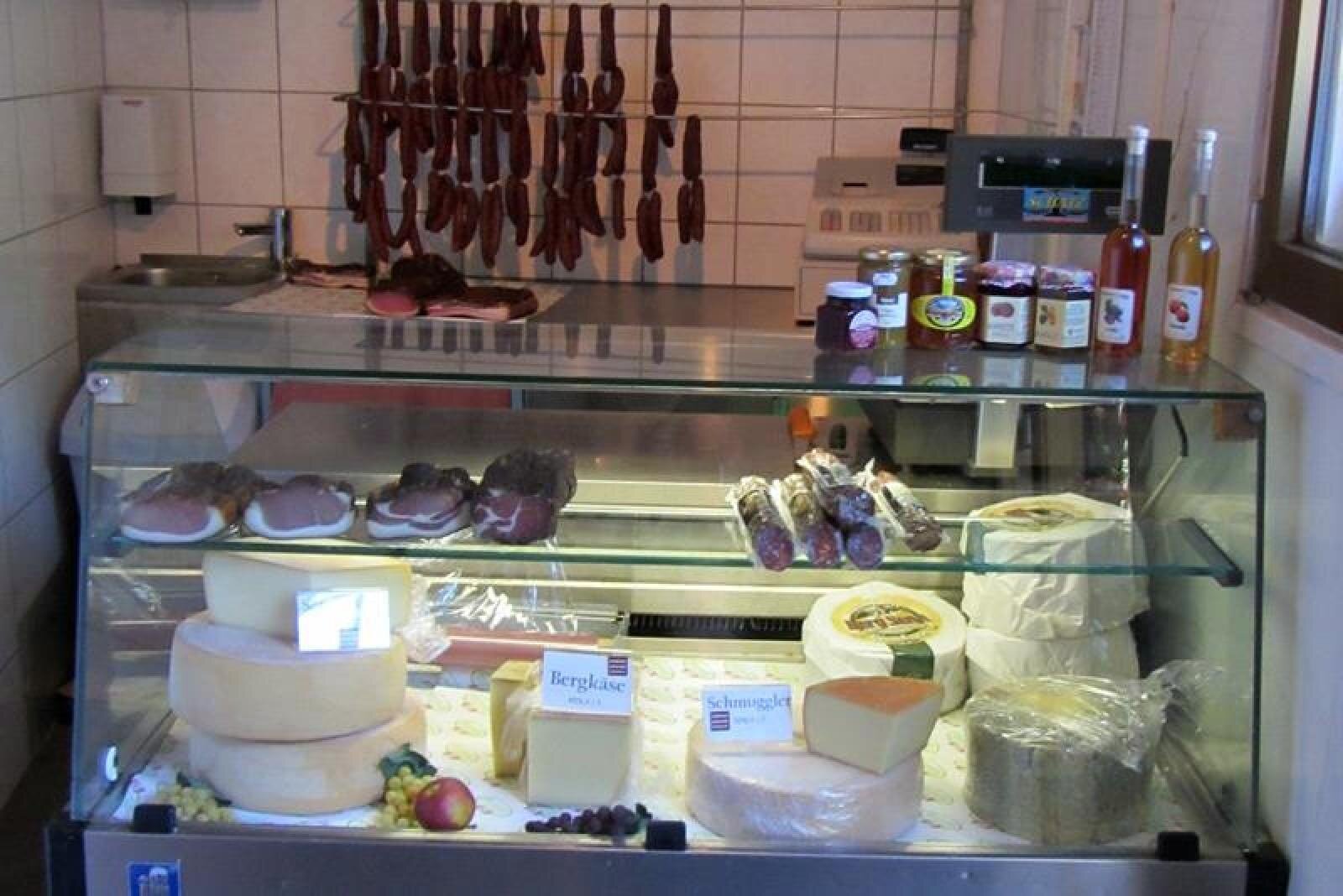 Knoll alpine dairy